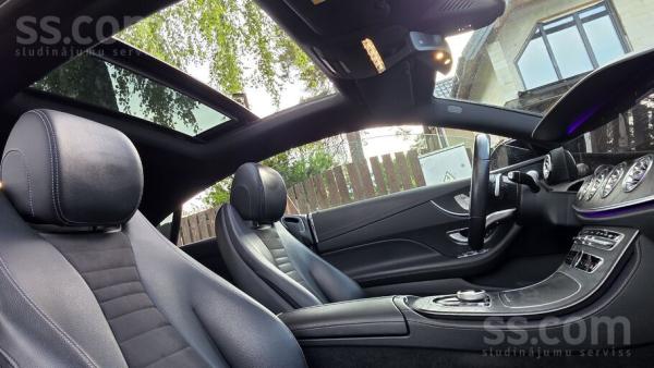 Red Mercedes-Benz E 300 2018 in Ogre, with an engine capacity of 2.00 L and mileage of 158 thousand km for 34900 €, photo 7 on AUTOMOTO.COM.LV