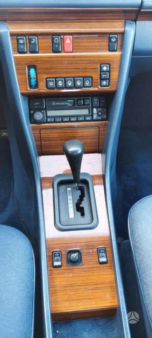 Mercedes-Benz E 300 1995 in Vilnius, with an engine capacity of 3.00 L and mileage of 279 thousand km for 4999 €, photo 6 on AUTOMOTO.COM.LV