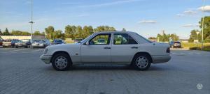Mercedes-Benz E 300 1995 in Vilnius, with an engine capacity of 3.00 L and mileage of 279 thousand km for 4999 €, photo 15 on AUTOMOTO.COM.LV