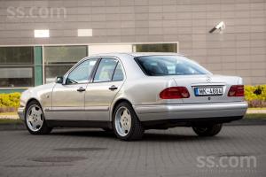 Mercedes-Benz E 300 1997 Rīga, ar dzinēja tilpumu 3.00 L un nobraukumu 193 tūkst. km par 8500 €, foto 9 vietnē AUTOMOTO.COM.LV