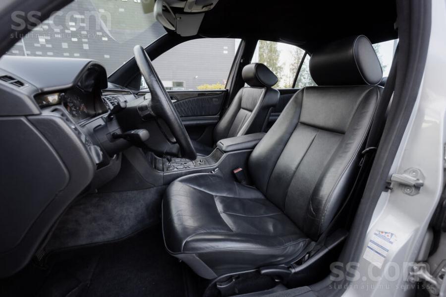 Mercedes-Benz E 300 1997 Rīga, ar dzinēja tilpumu 3.00 L un nobraukumu 193 tūkst. km par 8500 €, foto 16 vietnē AUTOMOTO.COM.LV