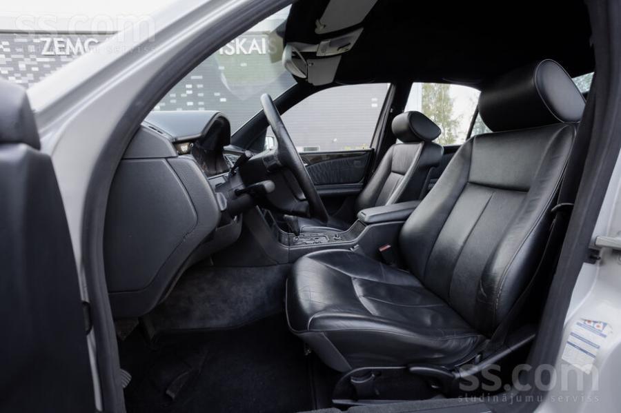 Mercedes-Benz E 300 1997 Rīga, ar dzinēja tilpumu 3.00 L un nobraukumu 193 tūkst. km par 8500 €, foto 18 vietnē AUTOMOTO.COM.LV