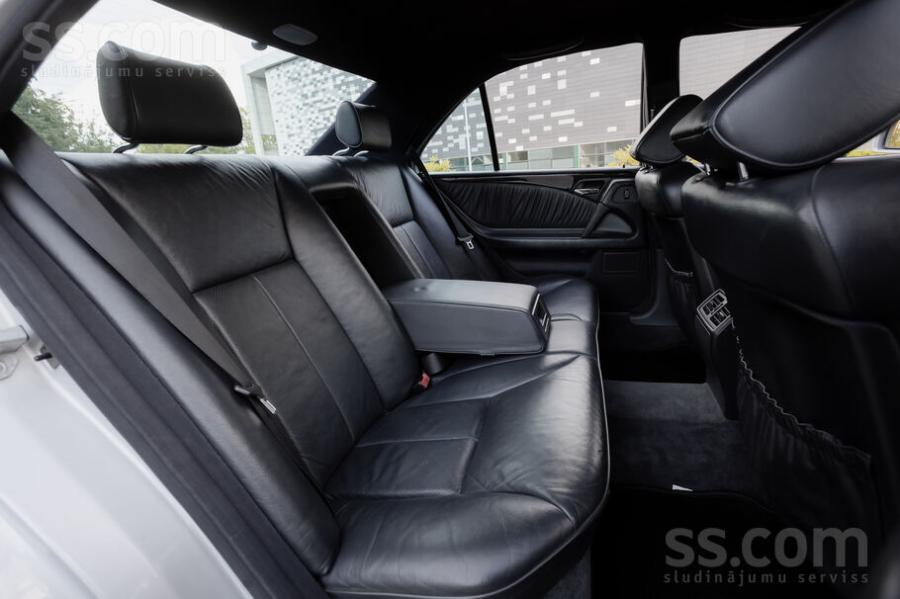 Mercedes-Benz E 300 1997 Rīga, ar dzinēja tilpumu 3.00 L un nobraukumu 193 tūkst. km par 8500 €, foto 20 vietnē AUTOMOTO.COM.LV
