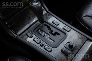 Mercedes-Benz E 300 1997 Rīga, ar dzinēja tilpumu 3.00 L un nobraukumu 193 tūkst. km par 8500 €, foto 25 vietnē AUTOMOTO.COM.LV
