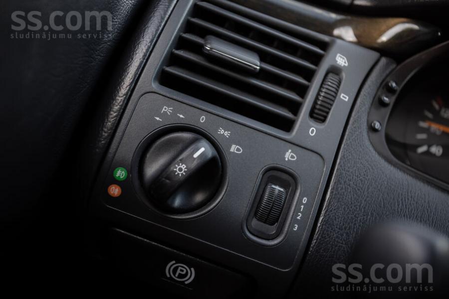 Mercedes-Benz E 300 1997 Rīga, ar dzinēja tilpumu 3.00 L un nobraukumu 193 tūkst. km par 8500 €, foto 27 vietnē AUTOMOTO.COM.LV