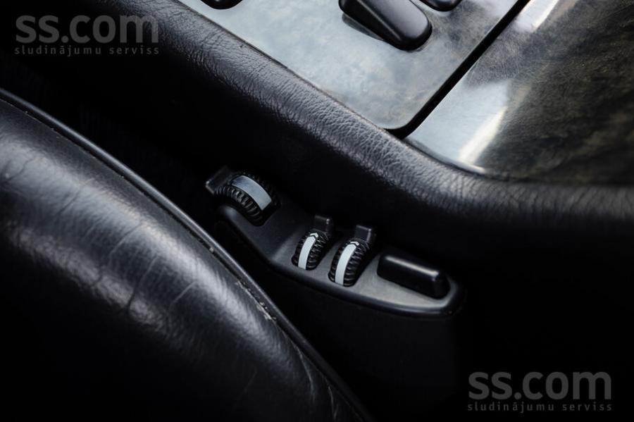 Mercedes-Benz E 300 1997 Rīga, ar dzinēja tilpumu 3.00 L un nobraukumu 193 tūkst. km par 8500 €, foto 30 vietnē AUTOMOTO.COM.LV