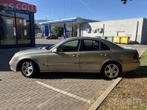 Mercedes-Benz E 300 2008 Rīga, ar dzinēja tilpumu 3.00 L un nobraukumu 337 tūkst. km par 6000 €, foto 4 vietnē AUTOMOTO.COM.LV
