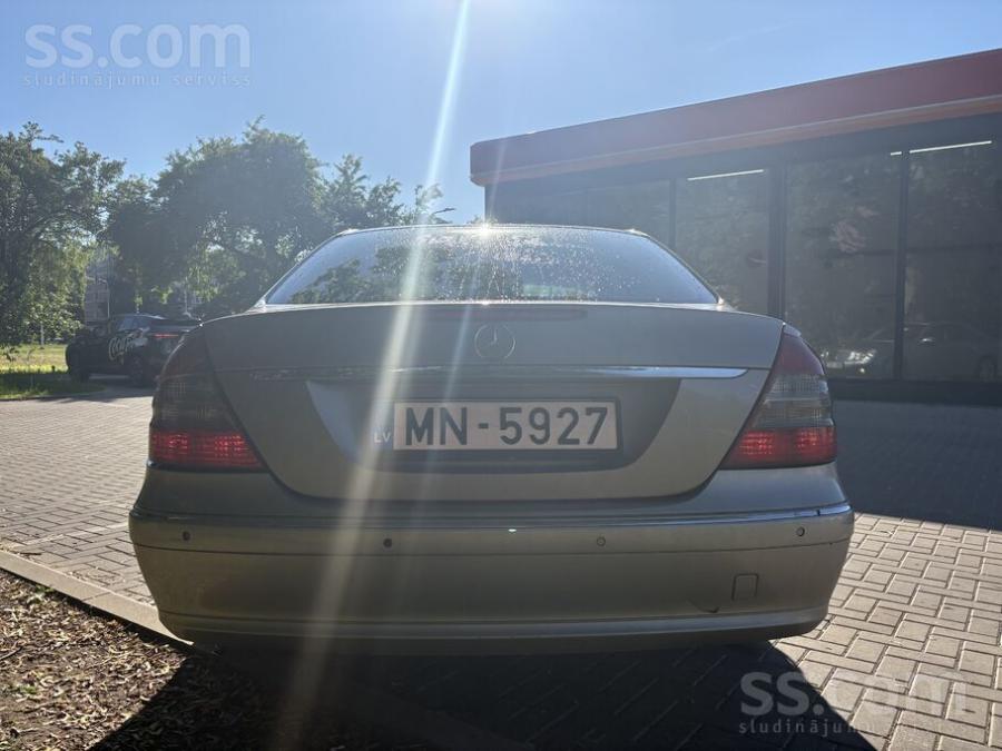 Mercedes-Benz E 300 2008 Rīga, ar dzinēja tilpumu 3.00 L un nobraukumu 337 tūkst. km par 6000 €, foto 5 vietnē AUTOMOTO.COM.LV
