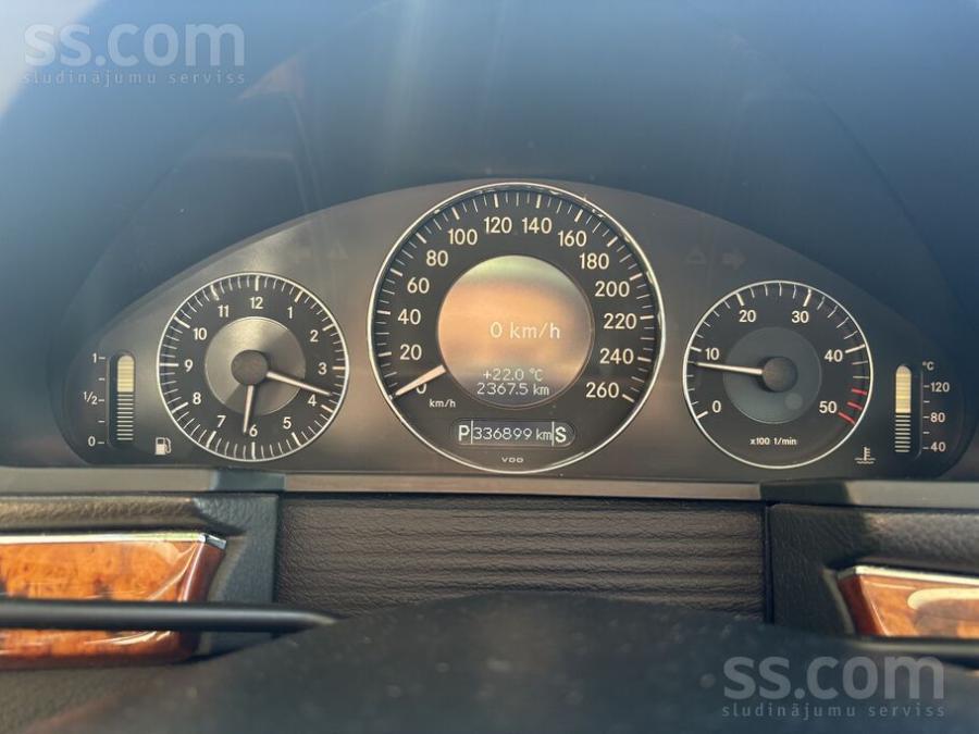 Mercedes-Benz E 300 2008 Rīga, ar dzinēja tilpumu 3.00 L un nobraukumu 337 tūkst. km par 6000 €, foto 8 vietnē AUTOMOTO.COM.LV