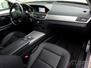 Mercedes-Benz E 300 2010 Rīga, ar dzinēja tilpumu 3.00 L un nobraukumu 233 tūkst. km par 9100 €, foto 9 vietnē AUTOMOTO.COM.LV