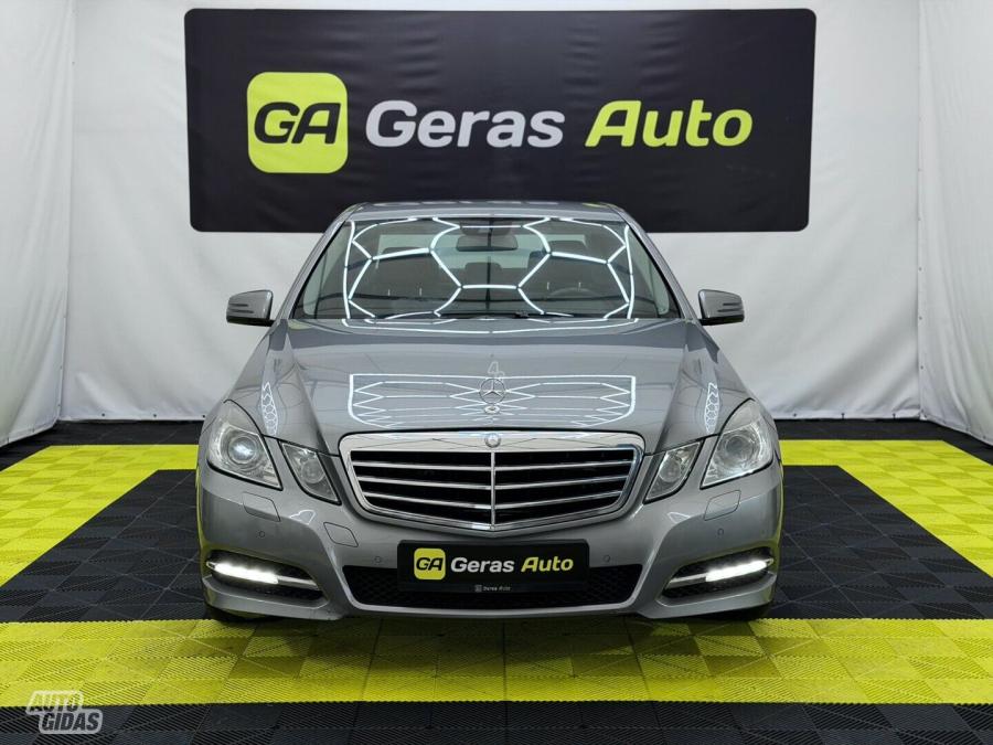 Mercedes-Benz E 300 2011 Avižieniai, ar dzinēja tilpumu 3.00 L un nobraukumu 246 tūkst. km par 7900 €, foto 8 vietnē AUTOMOTO.COM.LV