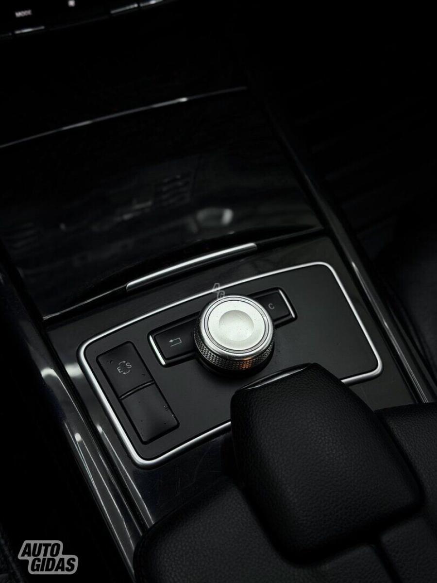 Mercedes-Benz E 300 2011 Avižieniai, ar dzinēja tilpumu 3.00 L un nobraukumu 246 tūkst. km par 7900 €, foto 22 vietnē AUTOMOTO.COM.LV