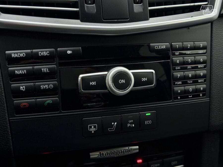 Mercedes-Benz E 300 2011 Avižieniai, ar dzinēja tilpumu 3.00 L un nobraukumu 246 tūkst. km par 7900 €, foto 24 vietnē AUTOMOTO.COM.LV