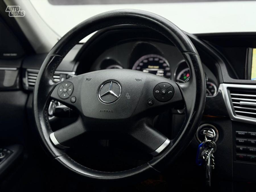 Мерседес Е 300 2011 в Авиженяй, объемом двигателя 3.00 л и пробегом 246 тыс. км за 7900 €, фото 18 на AUTOMOTO.COM.LV