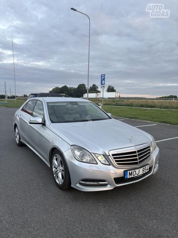 Mercedes-Benz E 300 2012 Kauņa, ar dzinēja tilpumu 3.00 L un nobraukumu 410 tūkst. km par 4900 €, foto 5 vietnē AUTOMOTO.COM.LV