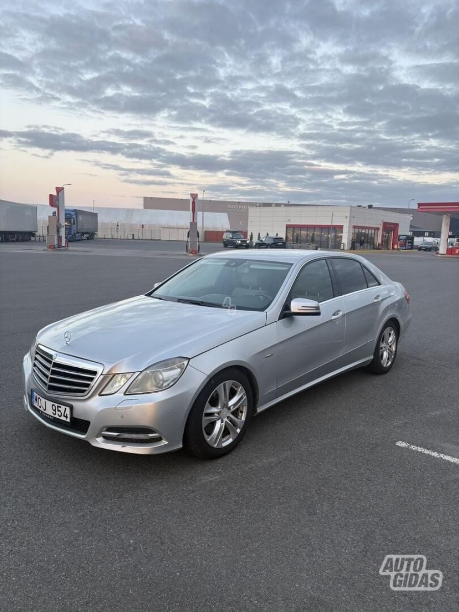 Mercedes-Benz E 300 2012 Kauņa, ar dzinēja tilpumu 3.00 L un nobraukumu 410 tūkst. km par 4900 €, foto 8 vietnē AUTOMOTO.COM.LV