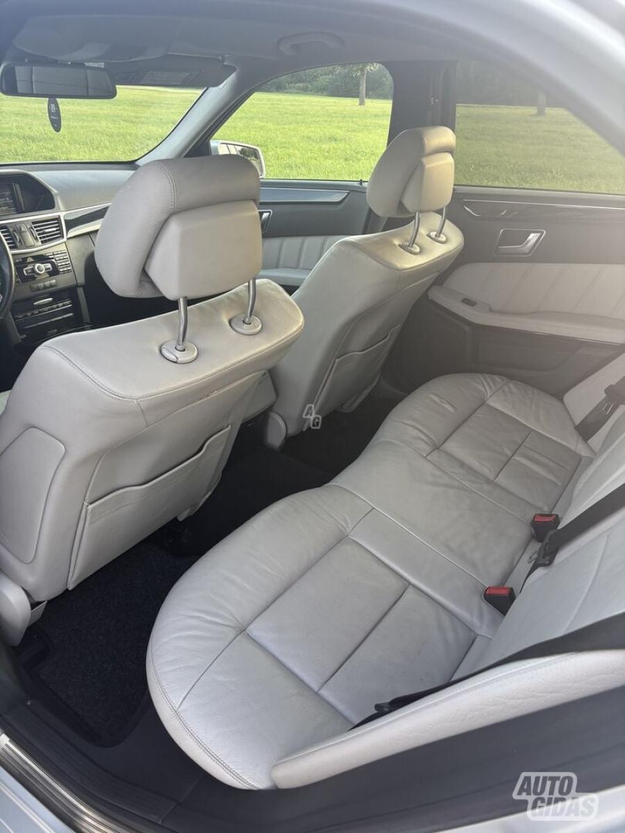 Mercedes-Benz E 300 2012 in Kaunas, with an engine capacity of 3.00 L and mileage of 410 thousand km for 4600 €, photo 8 on AUTOMOTO.COM.LV