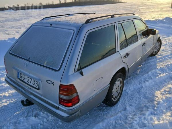 Mercedes-Benz E 300 1994 Saldus, ar dzinēja tilpumu 3.00 L un nobraukumu 629 tūkst. km par 2300 €, foto 5 vietnē AUTOMOTO.COM.LV