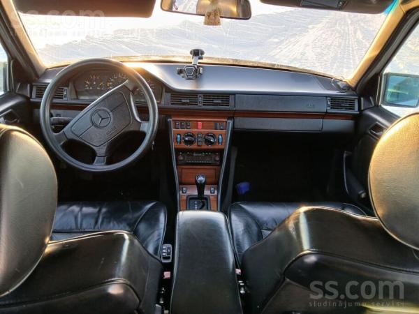 Mercedes-Benz E 300 1994 Saldus, ar dzinēja tilpumu 3.00 L un nobraukumu 629 tūkst. km par 2300 €, foto 8 vietnē AUTOMOTO.COM.LV