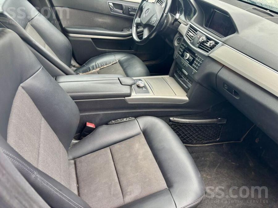 Mercedes-Benz E 300 2011 in Riga, with an engine capacity of 3.00 L and mileage of 475 thousand km for 4150 €, photo 4 on AUTOMOTO.COM.LV