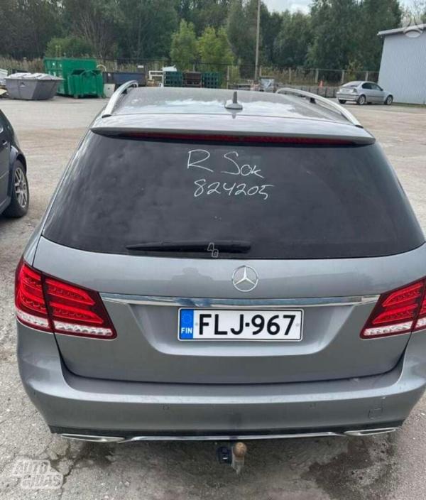 Mercedes-Benz E 300 2014 in Kretinga, with an engine capacity of 2.10 L and mileage of 229 thousand km for 6600 €, photo 6 on AUTOMOTO.COM.LV
