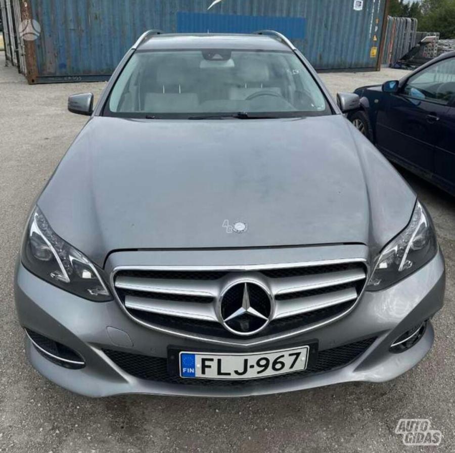 Mercedes-Benz E 300 2014 Kretinga, ar dzinēja tilpumu 2.10 L un nobraukumu 235 tūkst. km par 5900 €, foto 1 vietnē AUTOMOTO.COM.LV