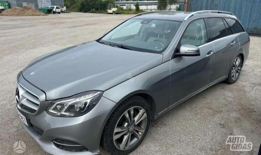 Mercedes-Benz E 300 2014 Kretinga, ar dzinēja tilpumu 2.10 L un nobraukumu 235 tūkst. km par 5900 €, foto 3 vietnē AUTOMOTO.COM.LV