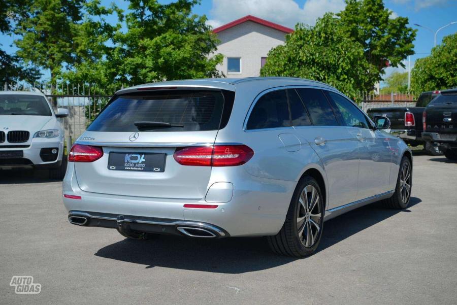 Mercedes-Benz E 300 2019 in Marijampole, with an engine capacity of 2.00 L and mileage of 198 thousand km for 20950 €, photo 13 on AUTOMOTO.COM.LV