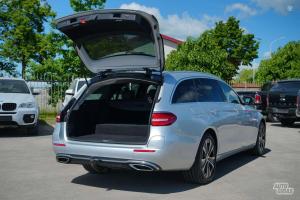 Mercedes-Benz E 300 2019 in Marijampole, with an engine capacity of 2.00 L and mileage of 198 thousand km for 20950 €, photo 14 on AUTOMOTO.COM.LV