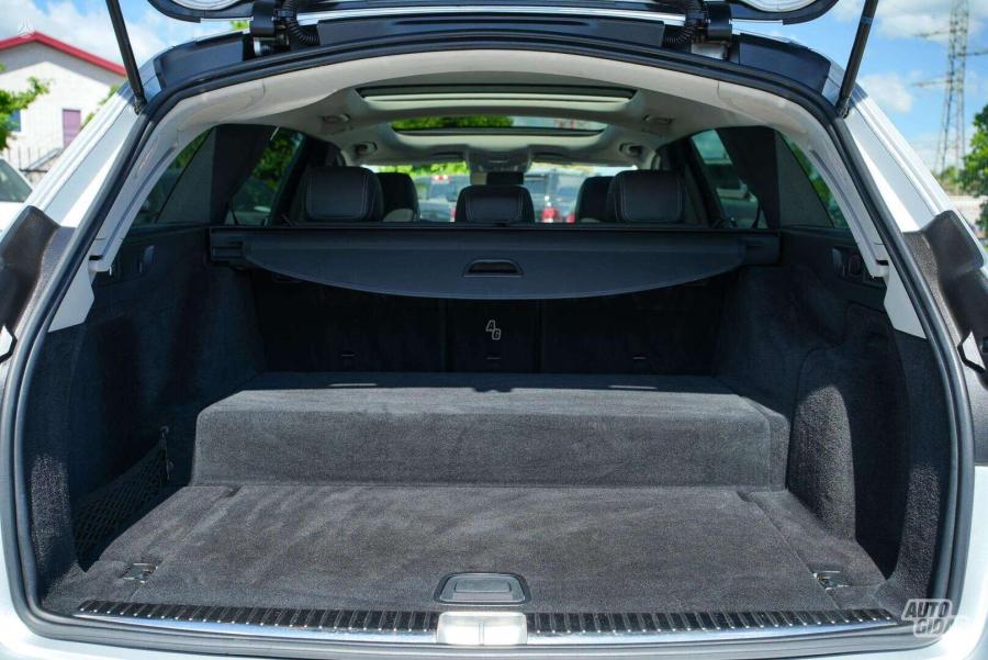 Mercedes-Benz E 300 2019 in Marijampole, with an engine capacity of 2.00 L and mileage of 198 thousand km for 20950 €, photo 15 on AUTOMOTO.COM.LV