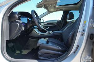 Mercedes-Benz E 300 2019 in Marijampole, with an engine capacity of 2.00 L and mileage of 198 thousand km for 20950 €, photo 19 on AUTOMOTO.COM.LV