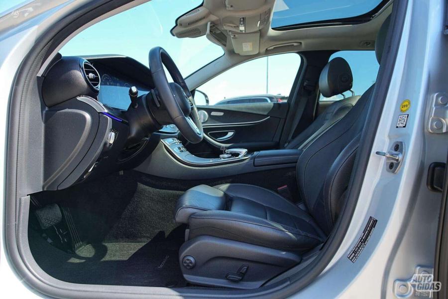 Mercedes-Benz E 300 2019 in Marijampole, with an engine capacity of 2.00 L and mileage of 198 thousand km for 20950 €, photo 19 on AUTOMOTO.COM.LV
