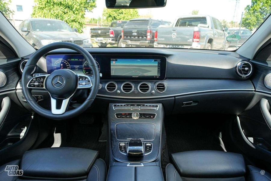 Mercedes-Benz E 300 2019 in Marijampole, with an engine capacity of 2.00 L and mileage of 198 thousand km for 20950 €, photo 27 on AUTOMOTO.COM.LV