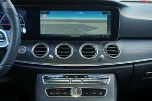Mercedes-Benz E 300 2019 in Marijampole, with an engine capacity of 2.00 L and mileage of 198 thousand km for 20950 €, photo 29 on AUTOMOTO.COM.LV