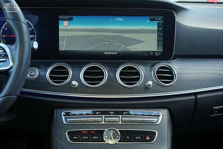Mercedes-Benz E 300 2019 in Marijampole, with an engine capacity of 2.00 L and mileage of 198 thousand km for 20950 €, photo 29 on AUTOMOTO.COM.LV