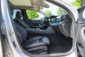 Mercedes-Benz E 300 2019 in Marijampole, with an engine capacity of 2.00 L and mileage of 198 thousand km for 20950 €, photo 35 on AUTOMOTO.COM.LV