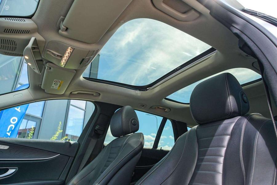 Mercedes-Benz E 300 2019 in Kaunas, with an engine capacity of 2.00 L and mileage of 198 thousand km for 20250 €, photo 28 on AUTOMOTO.COM.LV