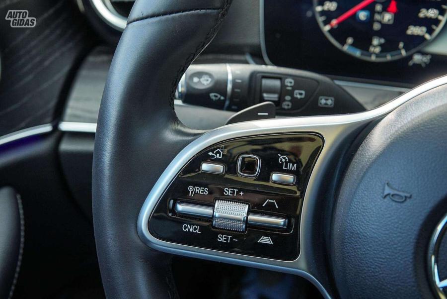 Mercedes-Benz E 300 2019 in Kaunas, with an engine capacity of 2.00 L and mileage of 198 thousand km for 20250 €, photo 34 on AUTOMOTO.COM.LV