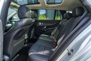Mercedes-Benz E 300 2019 in Kaunas, with an engine capacity of 2.00 L and mileage of 198 thousand km for 20250 €, photo 38 on AUTOMOTO.COM.LV
