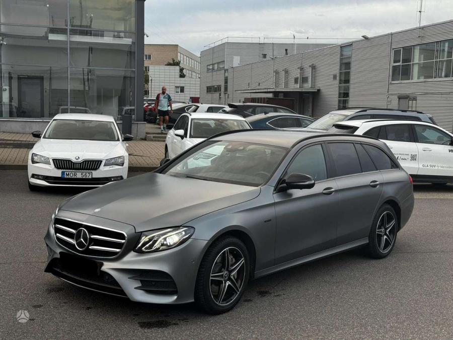 Мерседес Е 300 2019 в Вильнюс, объемом двигателя 1.95 л и пробегом 264 тыс. км за 21500 €, фото 3 на AUTOMOTO.COM.LV