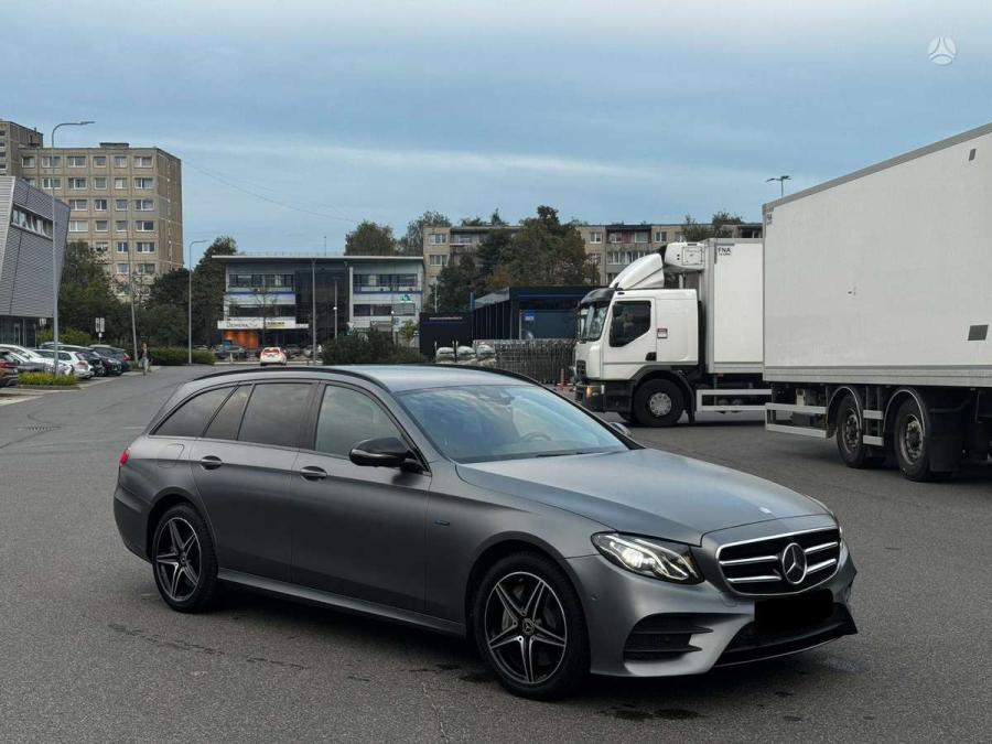 Мерседес Е 300 2019 в Вильнюс, объемом двигателя 1.95 л и пробегом 264 тыс. км за 21500 €, фото 9 на AUTOMOTO.COM.LV