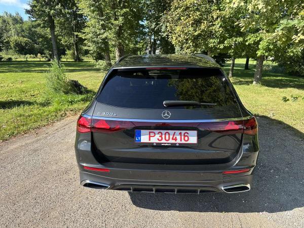 Mercedes-Benz E 300 2025 in Kaunas, with an engine capacity of 2.00 L and mileage of 21 thousand km for 53500 €, photo 6 on AUTOMOTO.COM.LV