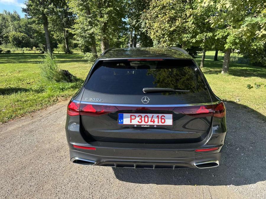 Mercedes-Benz E 300 2025 in Kaunas, with an engine capacity of 2.00 L and mileage of 21 thousand km for 53500 €, photo 7 on AUTOMOTO.COM.LV