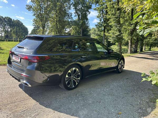 Mercedes-Benz E 300 2025 in Kaunas, with an engine capacity of 2.00 L and mileage of 21 thousand km for 53500 €, photo 10 on AUTOMOTO.COM.LV