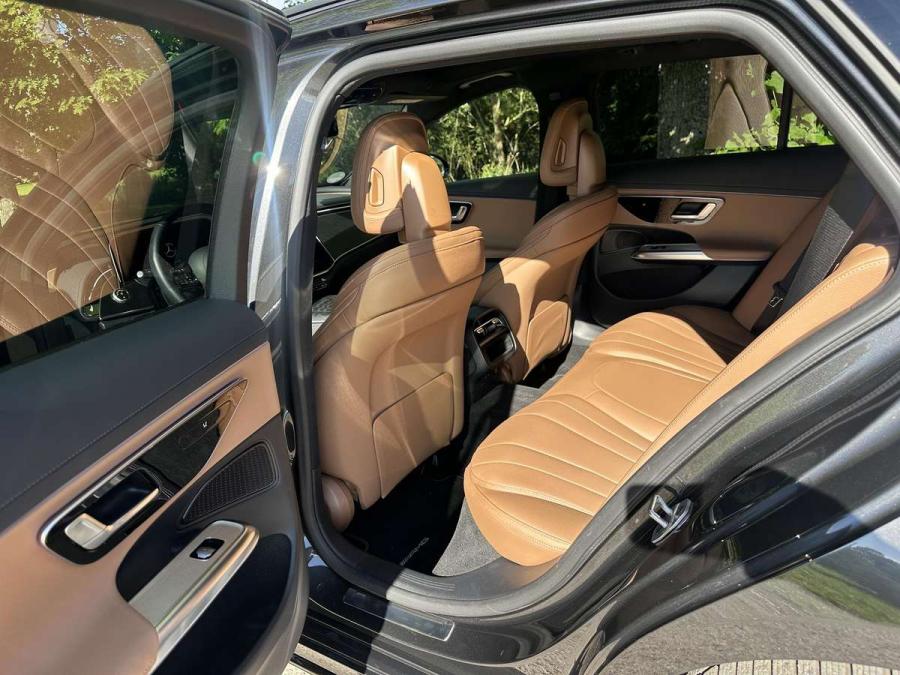 Mercedes-Benz E 300 2025 in Kaunas, with an engine capacity of 2.00 L and mileage of 21 thousand km for 53500 €, photo 15 on AUTOMOTO.COM.LV