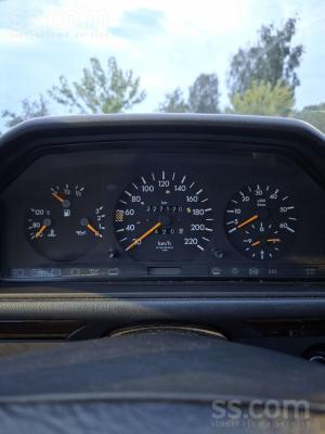 Violets Mercedes-Benz E 300 1994 Rīga, ar dzinēja tilpumu 3.00 L un nobraukumu 227 tūkst. km par 5200 €, foto 10 vietnē AUTOMOTO.COM.LV