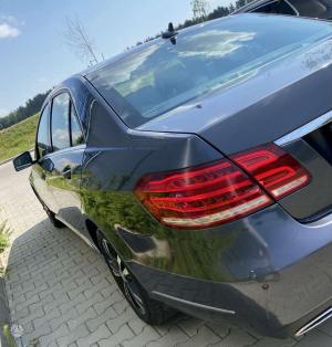 Violet Mercedes-Benz E 300 2013 in Vilnius, with an engine capacity of 0.00 L and mileage of 400 thousand km for 7999 €, photo  on AUTOMOTO.COM.LV
