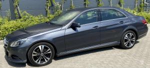 Violet Mercedes-Benz E 300 2013 in Vilnius, with an engine capacity of 0.00 L and mileage of 400 thousand km for 7999 €, photo 4 on AUTOMOTO.COM.LV