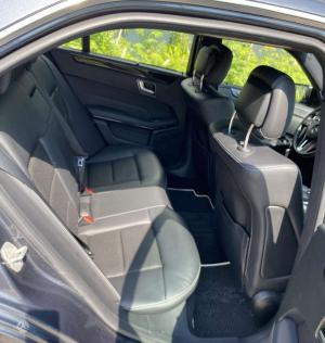 Violet Mercedes-Benz E 300 2013 in Vilnius, with an engine capacity of 0.00 L and mileage of 400 thousand km for 7999 €, photo 14 on AUTOMOTO.COM.LV