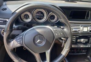 Violet Mercedes-Benz E 300 2013 in Vilnius, with an engine capacity of 0.00 L and mileage of 400 thousand km for 7999 €, photo 22 on AUTOMOTO.COM.LV
